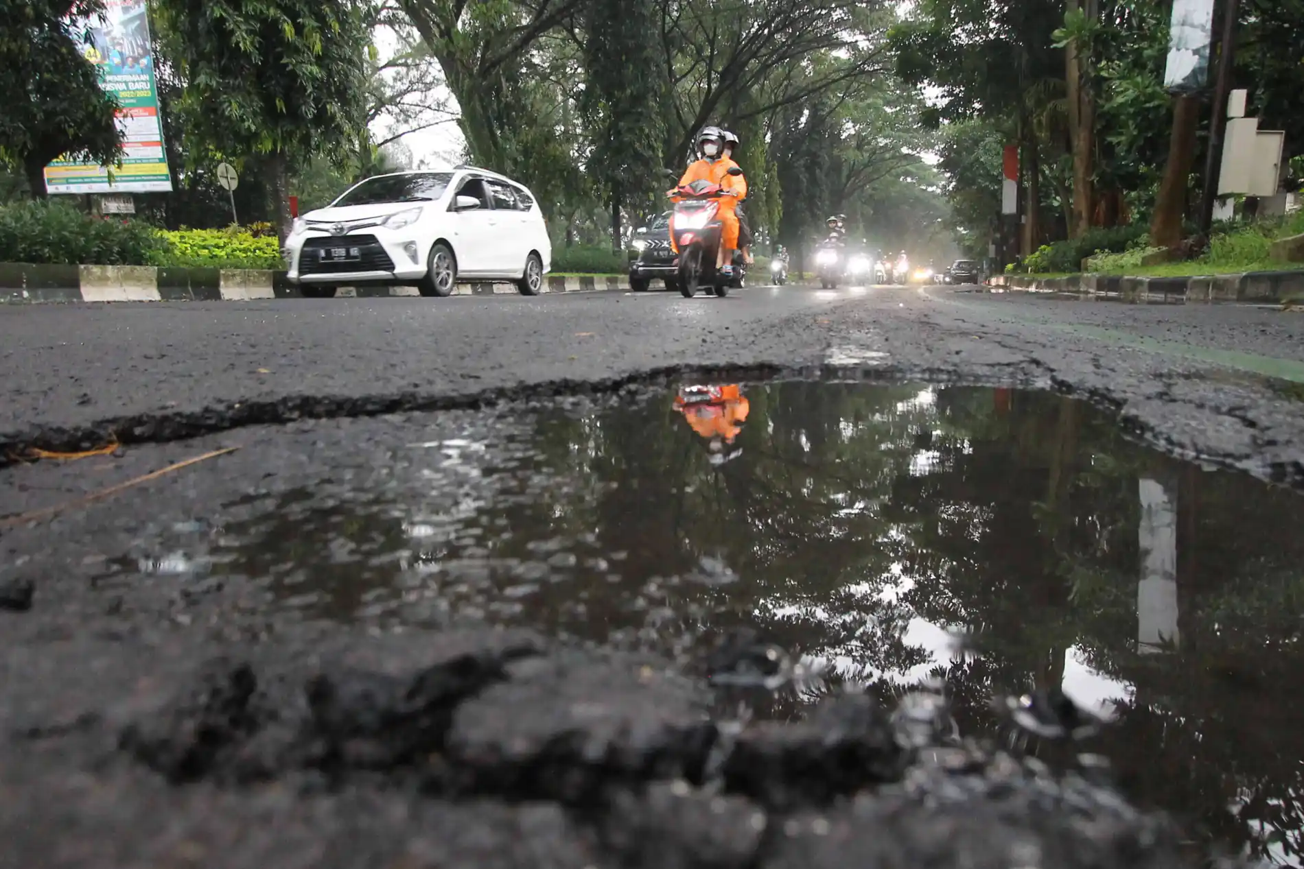 Solusi Kaki Kaki Mobil Honda City Bunyi Saat Lewati Jalan Rusak Di Pondok Aren: Layanan Terbaik ...
